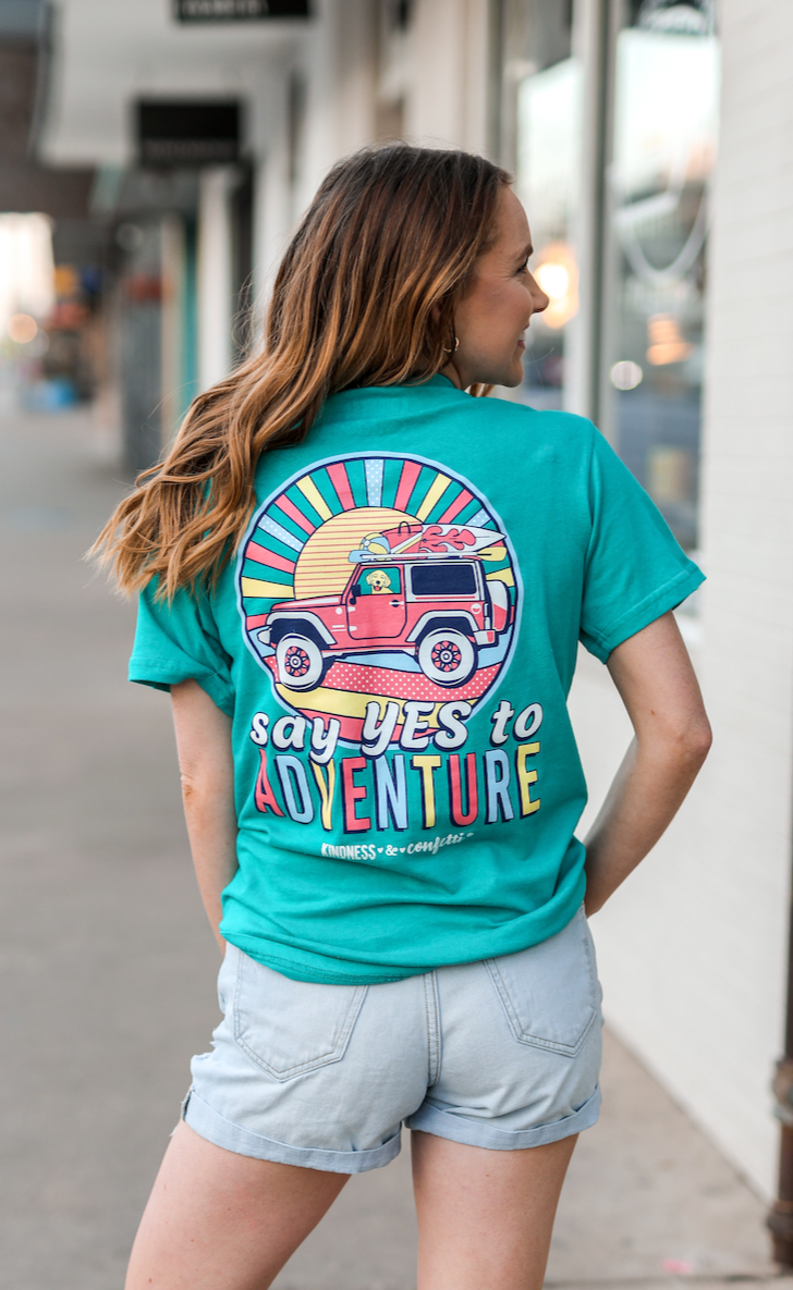 K&C - Say Yes To Adventure (Jade) - Short Sleeve / Crew – Jadelynn Brooke®